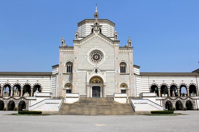 The Monumental Cemetery of Milan guided experience - Exploring the Cemetery’s Main Highlights