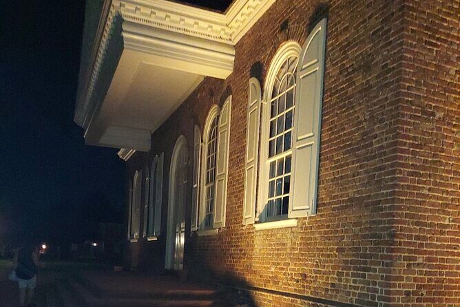 The Murder Tour and Pub Crawl - Authentic Experiences Based on Reviews