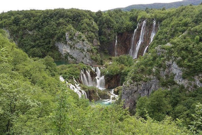 The natural park of Plitvice Lakes transportation, and return to Zadar - FAQ