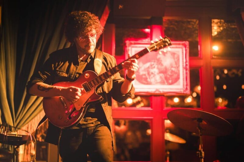 The NYC Speakeasy Adventure: A Tipsy Trip Through History - Key Points