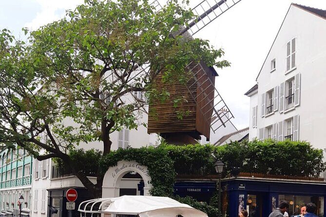 The Paris of the Parisians - Transportation and Practical Details