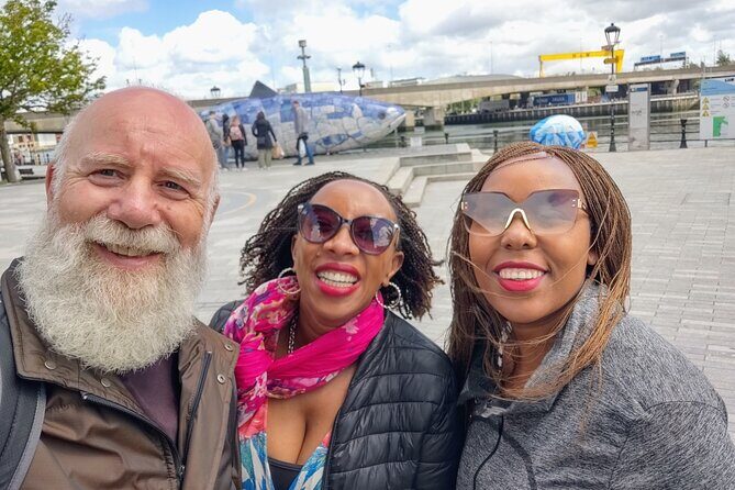 The Real Story of Belfast walking tour with a local guide - Who Will Love This Tour?