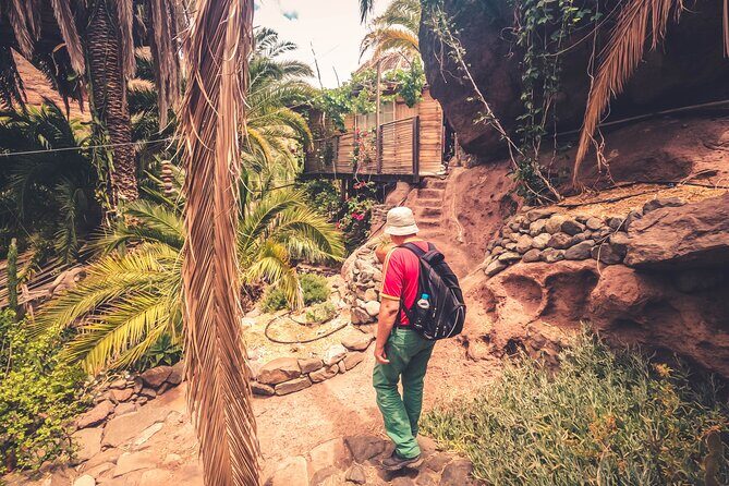 The Red Canyon Tour - Small Group Trip with Local Food Tasting - Practical Tips for Your Day