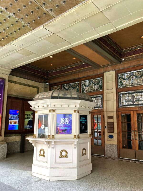 The Reel Toronto Walking Tour with Smartphone App - Key Points