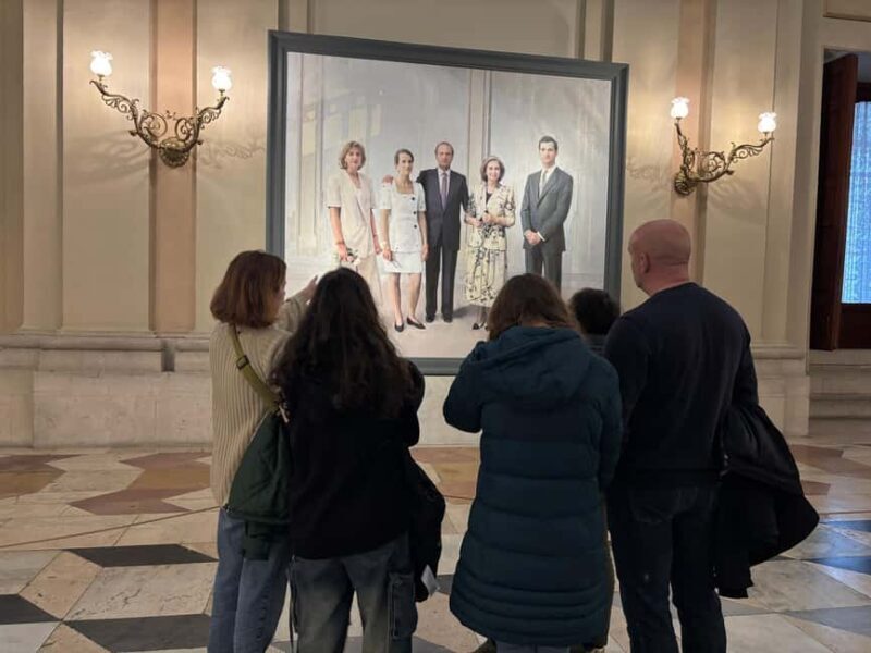 The Royal Palace of Madrid: Small Group Guided Tour - Setting The Scene: A Quick Overview