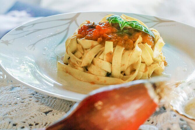 The secrets to Learn Fresh Pasta & Gelato in a Glam Home - Who Should Consider This Tour?