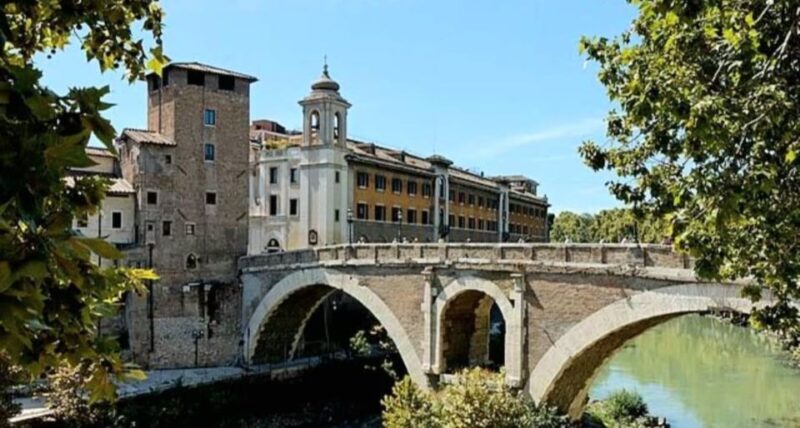 The Shadows of Rome: Between Legends and Spirits - Who Should Book This Tour?