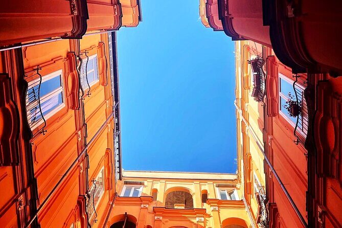 The soul and taste of Naples - Discovering Naples Through Its Streets and Stories