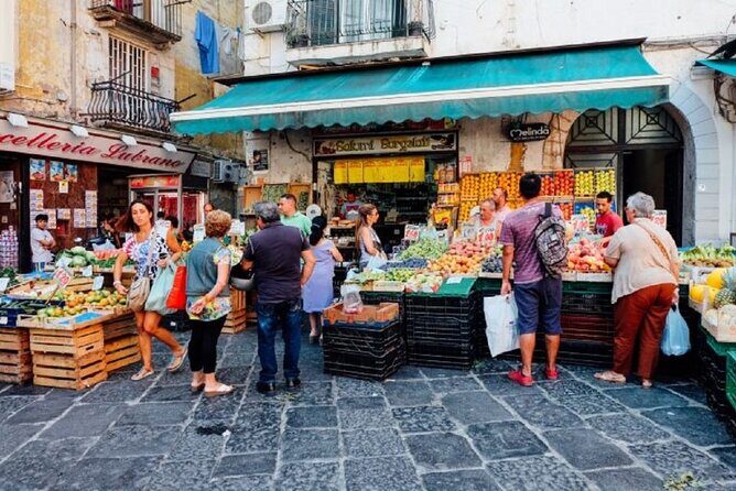 The Spanish Quarters, Street Art and Local Market Tour in Naples - Who Will Love This Tour?