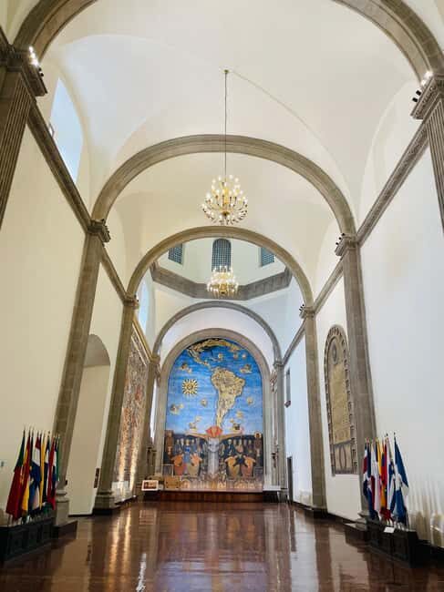 The Steps of Frida: Mexico City - A Deep Dive into the Tour Experience