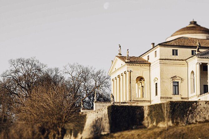 The story of Vicenza: Guided Half-Day E-Bike sightseeing Tour - Detailed Breakdown of the Tour Experience