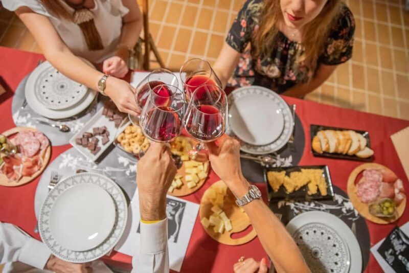 THE TRADITIONS OF VALPOLICELLA: WINE, EXTRA VIRGIN OLIVE OIL, AND HONEY TASTING - Who Will Love This Experience?