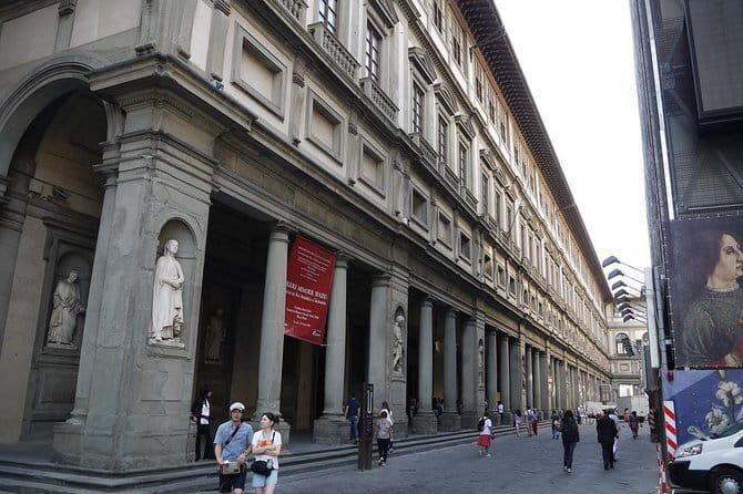 The Uffizi discovery tour with your private guide in Florence - An In-Depth Look at the Uffizi Discovery Tour