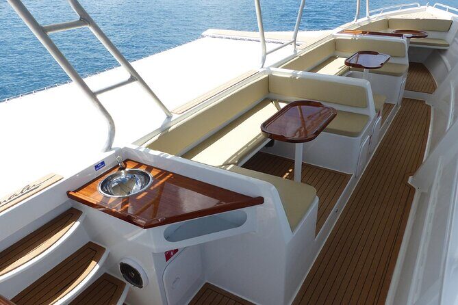 The Vanilla tour of Taha'a in a comfortable outrigger canoe - Who Should Consider This Tour?