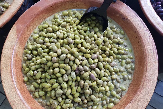 The Vegetarian food tasting tour - Food Highlights and Authentic Flavors