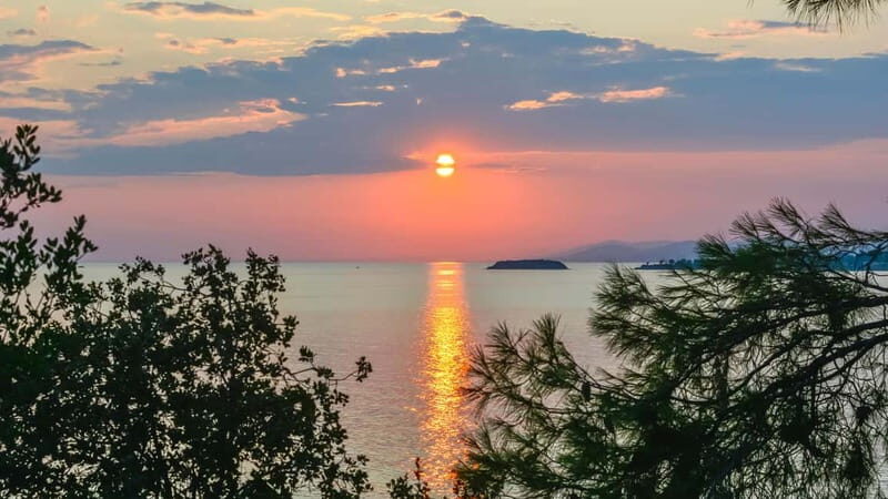 Thessaloniki: Halkidiki/Sithonia Swim, Sunset & Olive Tour - The Sum Up
