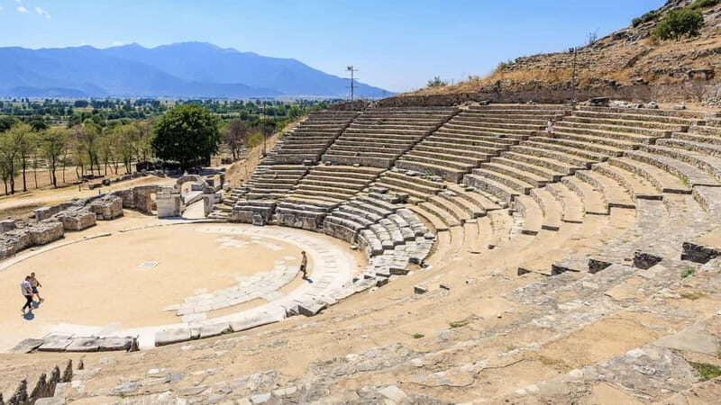 Thessaloniki: Kavala, Philippi, and Beach Full Day Trip - Who Should Consider This Tour?