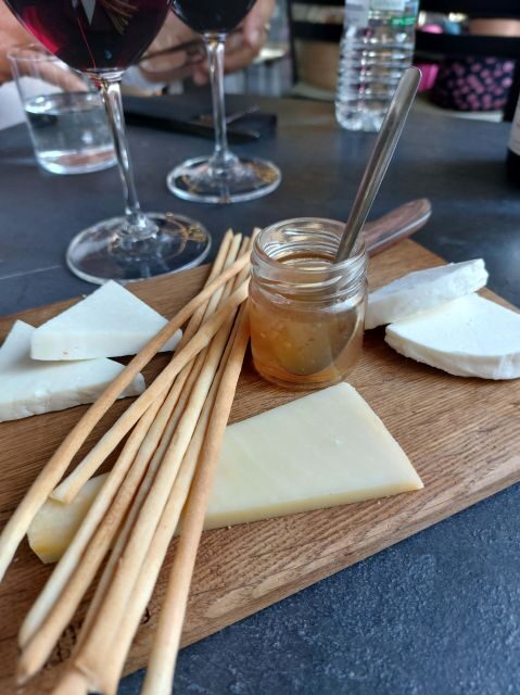 Thessaloniki: Small-Group Wine Tasting Tour with Appetizers - Key Points