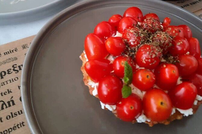 Thessaloniki Street Food Tour with a Local Guide - Key Points