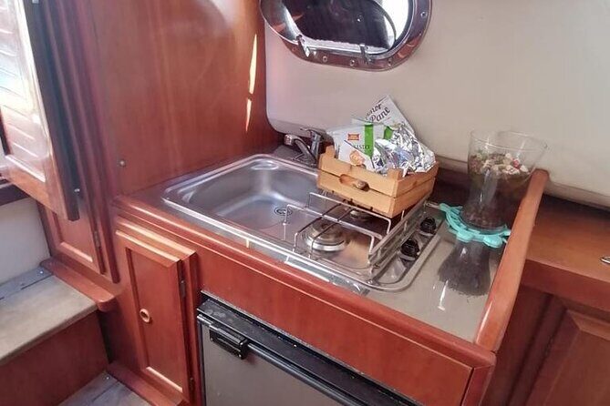 Three Hour Private Guided Tour of Capri with a luxury Gozzo cabin cruiser - Marina Piccola – The VIP Cove