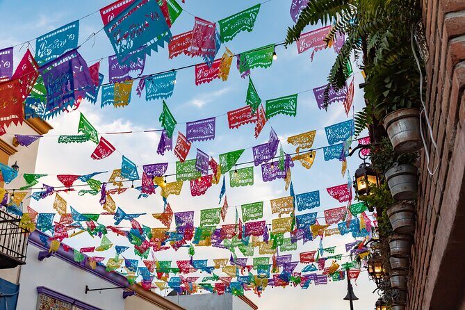 Thursday's Art Walk in San Jose del Cabo - Who Will Find This Tour Most Valuable?