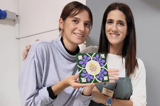 Tile Painting and Cocktails in Downtown Porto - A Closer Look at the Experience