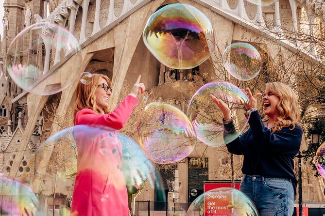 Timeless Barcelona: Your Personal Photoshoot - Key Points