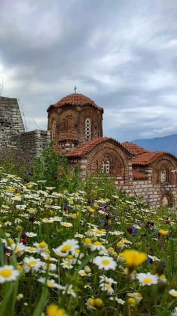 Tirana / Durrës: Berat UNESCO City & Karavasta National Park - A Peaceful Close at Belsh Lake