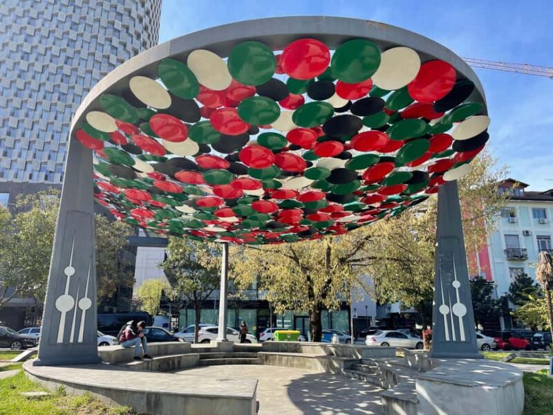 Tirana: Express Walking Tour of Main Sights with Local Guide - What to Expect on the Tour