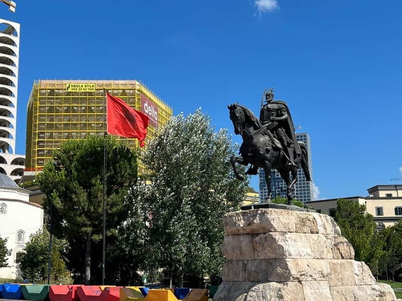 Tirana: Express Walking Tour with a Guide - Key Points