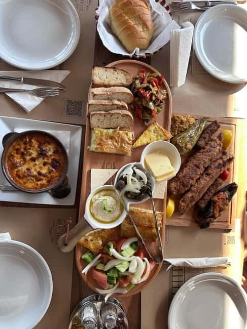 Tirana: Traditional Food in The City Center - Practical Details and Tips