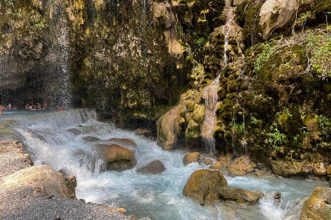 Tolantongo Private Day Tour in Thermal Springs Paradise - Key Points