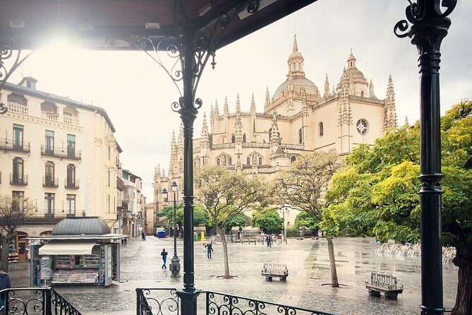 Toledo and Segovia Full Day tour from Madrid - FAQs