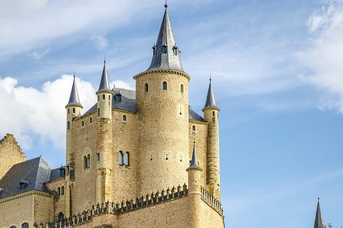 Toledo and Segovia Private Tour with Hotel Pick up from Madrid - FAQs
