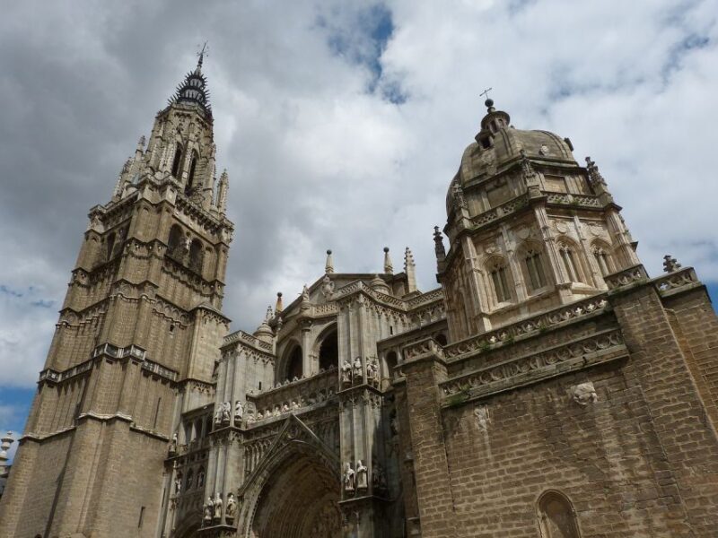 Toledo: Guided Walking Tour with Cathedral Ticket and Tour - Exploring Toledo in Depth: What You Can Expect