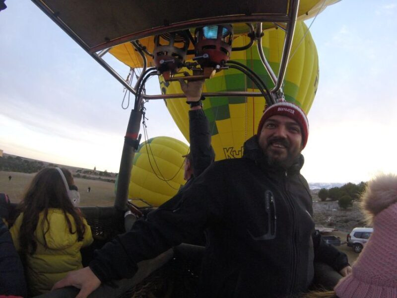 Toledo: Hot Air Balloon Ride with Spanish Breakfast - FAQs