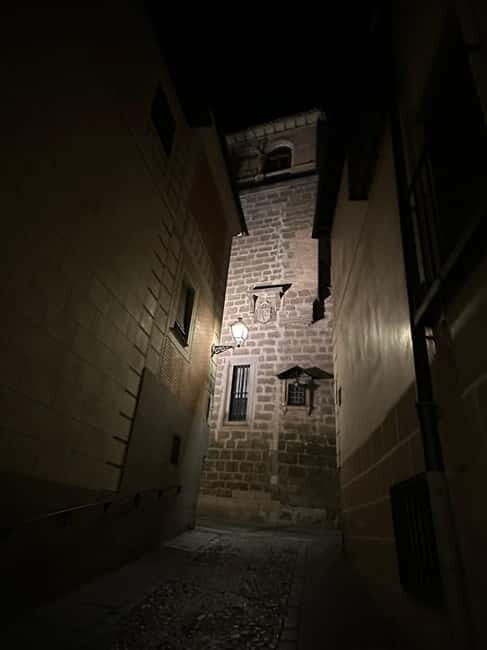 Toledo Mágico, the original night tour: mystery, curiosities, and secrets. - FAQ
