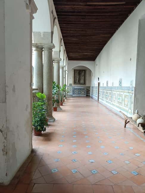 Toledo: Ruta de Conventos con degustación de mazapán y vino - Key Points