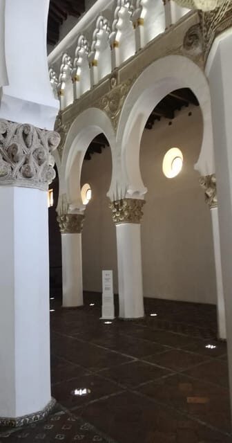 Toledo: Three Cultures Walking Tour in Spanish - Key Points