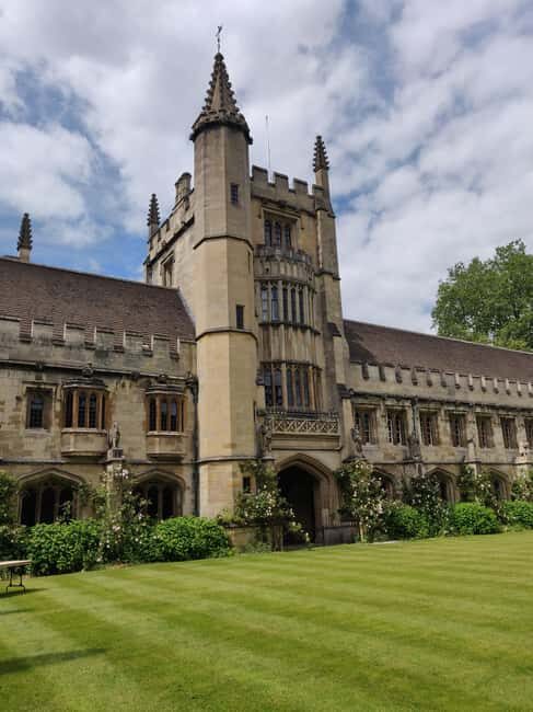 Tolkien, Lewis, "Inklings" Walking Tour + Magdalen College - FAQ
