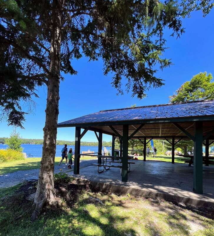 Tom Thomson Mystery Walking Tour with Smartphone App - What the Mobile App Adds