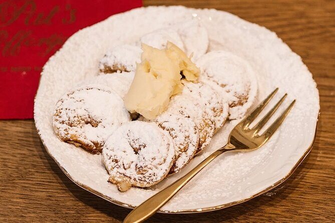 Top 10 Tastes of Amsterdam: Food & Culture Bike Tour - Balancing the Experience