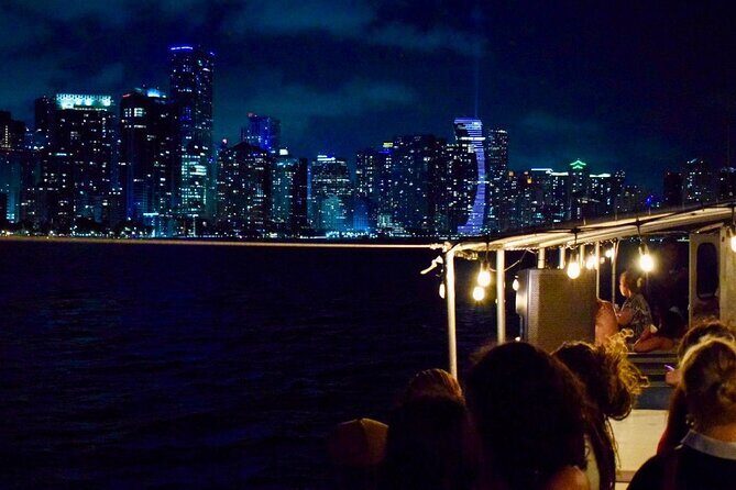 Top Rated 2 Hour Miami Night Skyline Cruise with Open Bar - Key Points