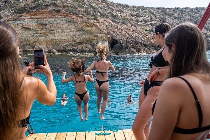 Top rated boat in Mallorca Barca Samba - Cancellation policy and weather considerations