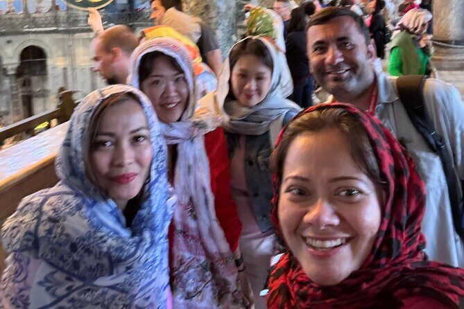 Topkapi Palace tour with Harem,guide is included,ticket is extra - FAQ