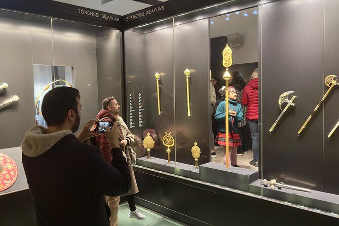 Topkapi Palace with Harem and Blue Mosque Guided Tour - Sultanahmet District