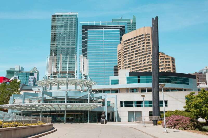 Toronto: 2-Hour Downtown Walking Tour - Discovering Toronto: What to Expect from the Tour