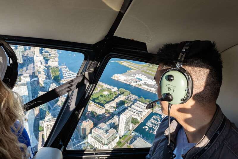 Toronto: City Sightseeing Helicopter Tour - FAQ