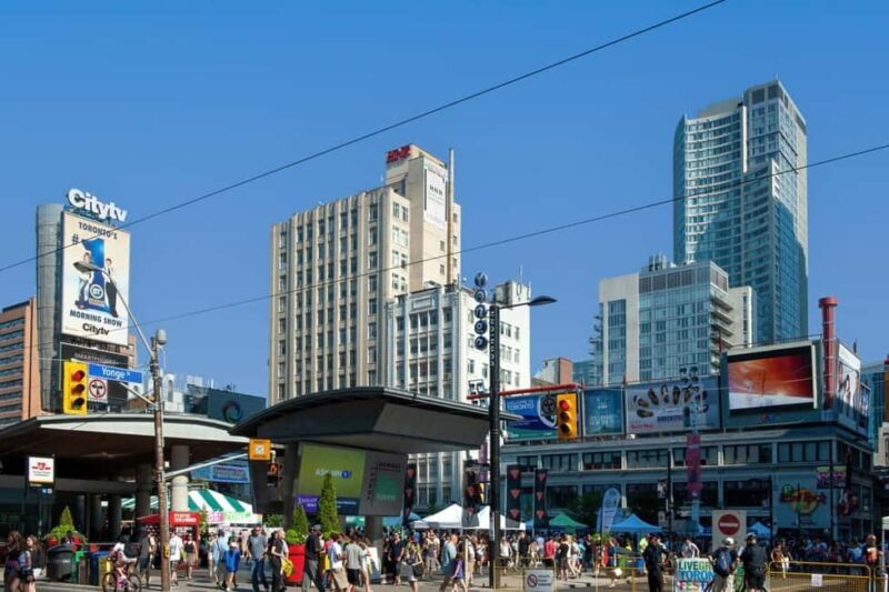 Toronto Couples Private Tour: Bustling Squares, Serene Parks - FAQs