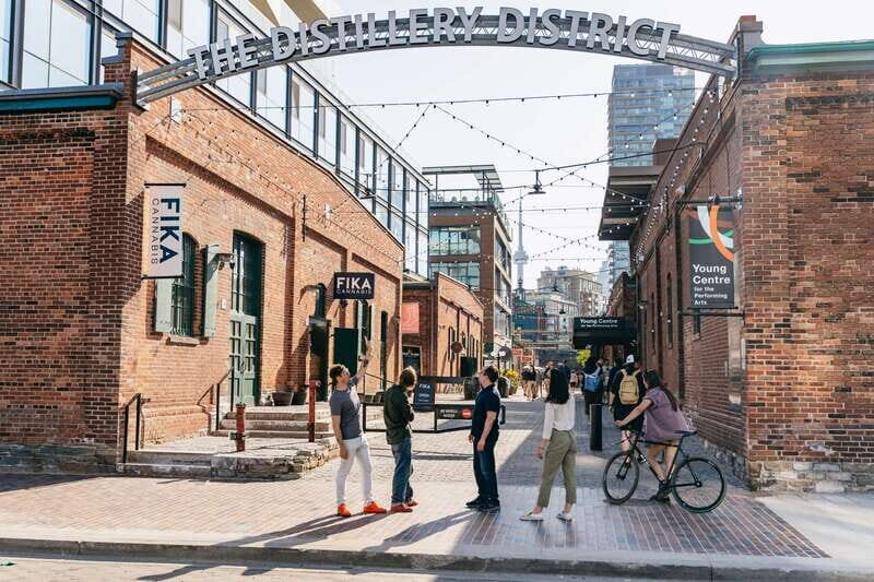 Toronto: Distillery District Historic Walking Tour - In-Depth Review of the Tour Experience